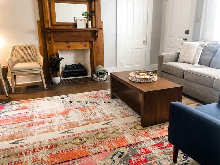 Entire Duplex (Both Sides) In Historic Oakwood - Raleigh, NC