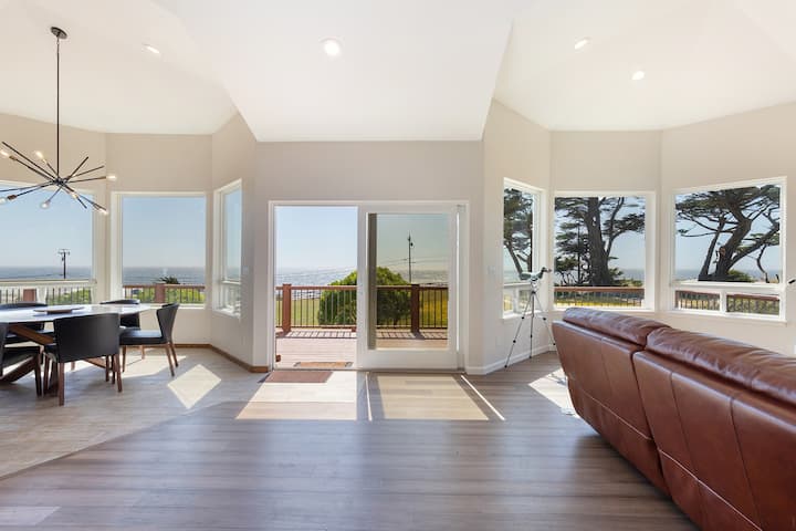 Beach-front Estate With Panoramic Ocean Views! - Jenner, CA