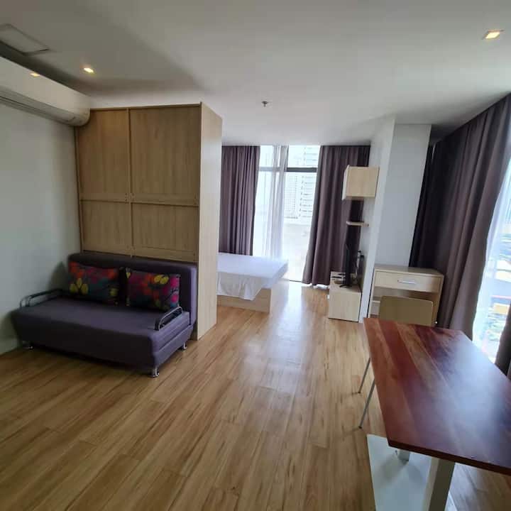 Premier Corner Unit @Aerotower Fast Wifi Near Sm - Cebu City