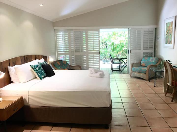 Eco Village - King Suite With Spa - Mission Beach