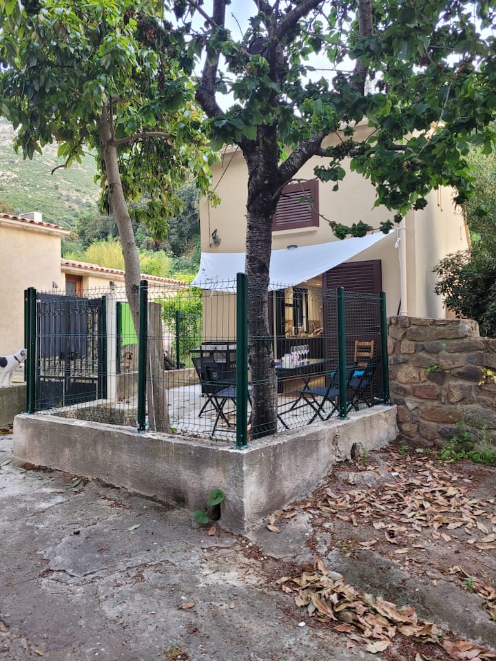 Jolie Villa De Vacances à Calenzana - Asco