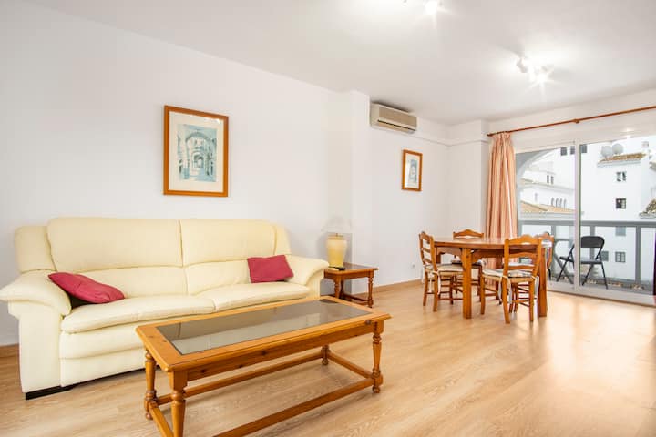 1 Bedroom Apartment With Terrace. - Manilva