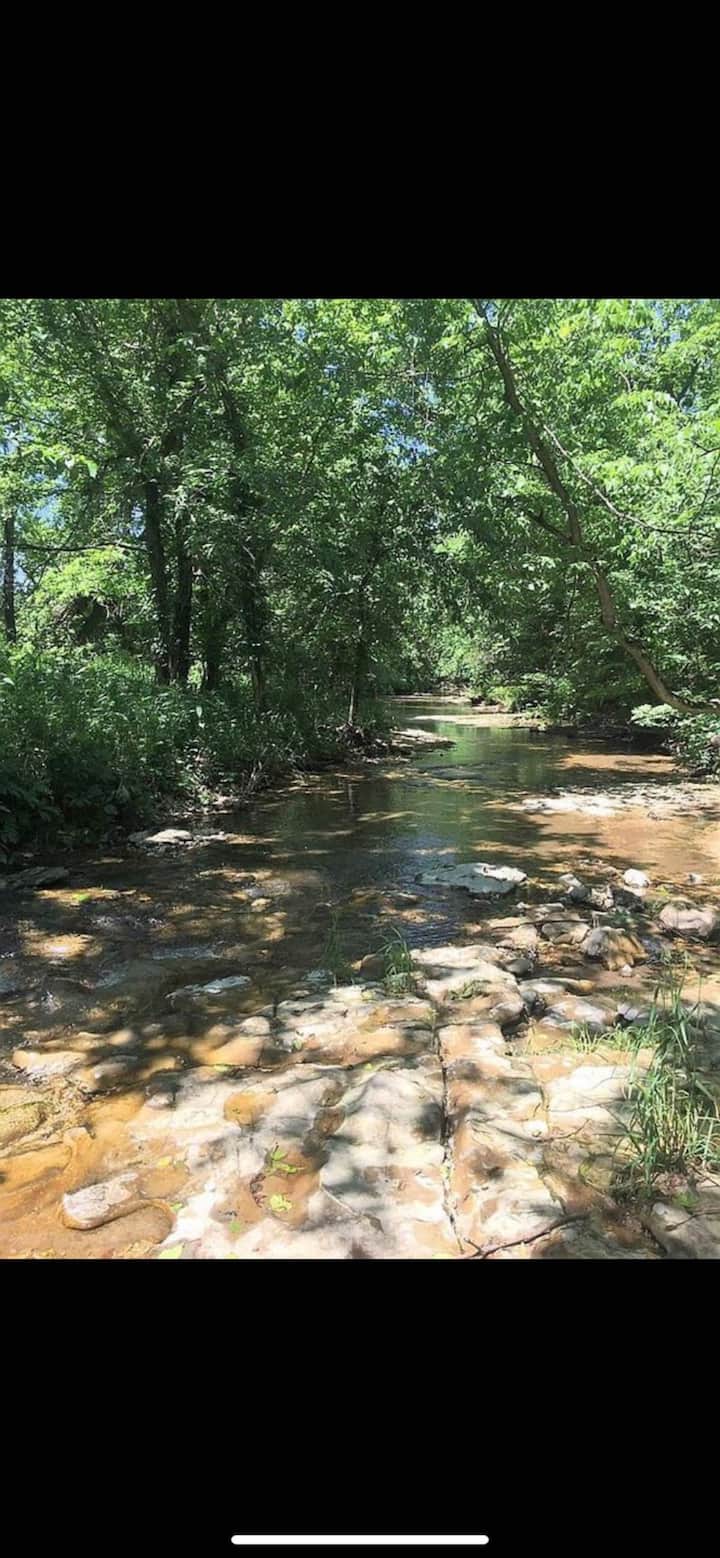 Peaceful Campsite With Fire Pit - Eureka Springs