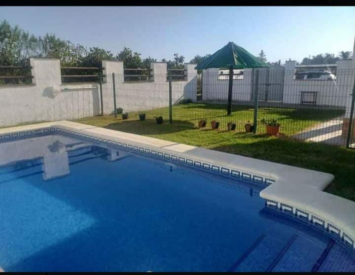 Casa Con Jardín Y Piscina Privada En  Conil - Conil de la Frontera