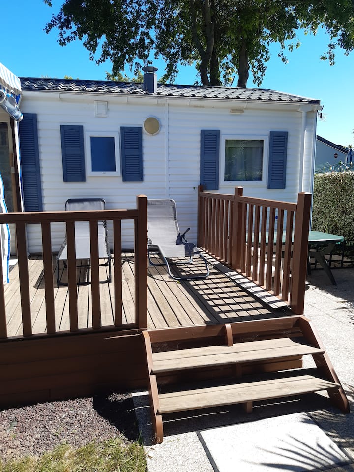 Joli Mobil-home Dans Camping 3* à La Baule - Saint-André-des-Eaux