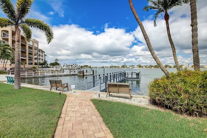 Malyn 117 - Comfy Island Treasure - Treasure Island, FL