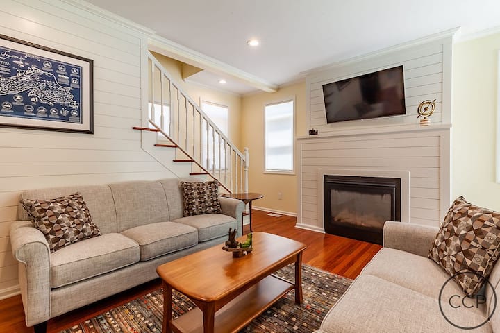 Good Times - Updated Cottage On Lake Michigan - Double JJ Resort, Rothbury