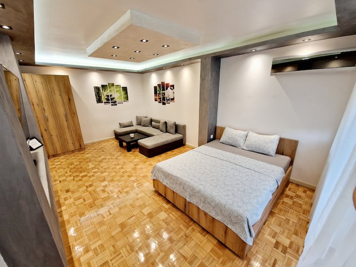 Paku Plus, Best Part Of New Belgrade - Belgrade