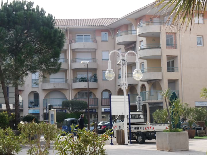 Bel Appartement De 47 M2+terrasse - Fréjus