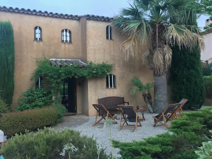 Charmante Villa 6/8 Pers-non Loin De La Mer /Clim - Cavalaire-sur-Mer