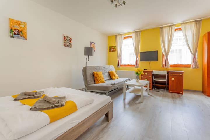 Modern, Sunny Studio @ Downtown For U - Budapest