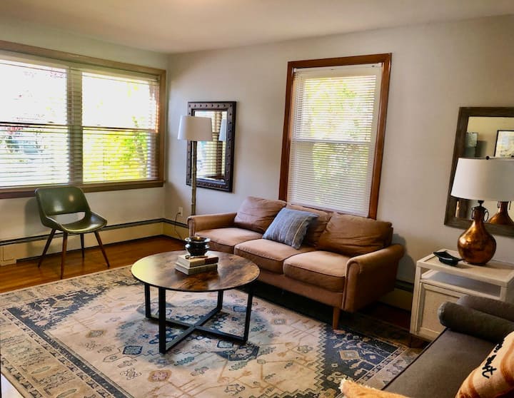 Cozy Providence Home Close To Brown, Risd, D-town - Providence, RI