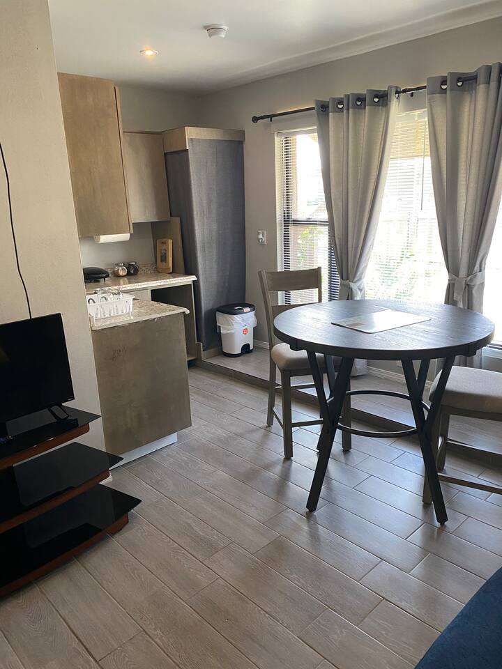 Private Studio Near Medical Center - Harlingen, TX