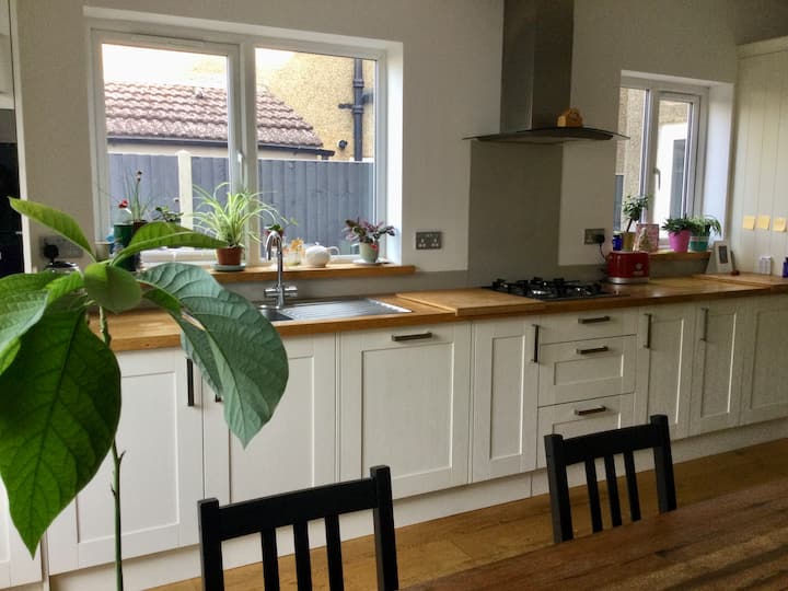 Charming 1-bedroom Near East Croydon Station - Croydon
