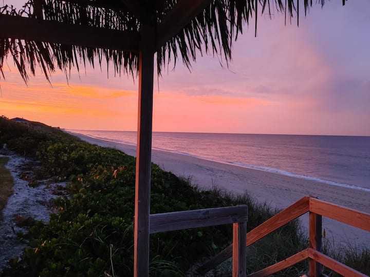 Melbourne Beach Ocean Front House On 1.2 Acres - Sebastian Inlet State Park, Melbourne Beach