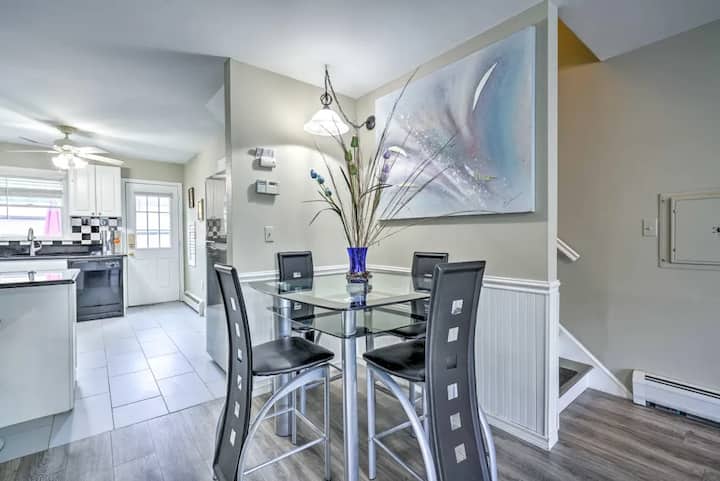 New! Family-friendly Keansburg Home: Walk To Beach - Keansburg, NJ