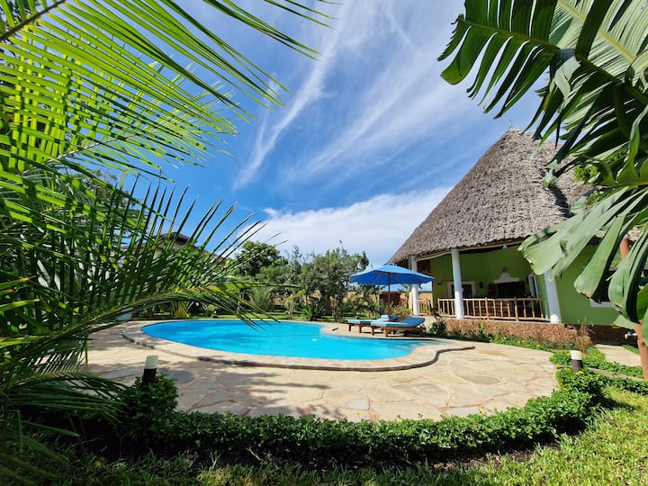 Villa Maisha Mazuri Mit Großem Pool Und Terrasse - Diani Beach