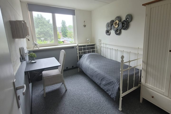 Pension Almere 4, Dichtbij Amsterdam! - Naarden