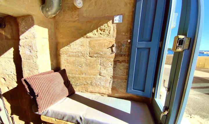 Tide 21 Savynomad Harbour Residences On Bastions - Valeta