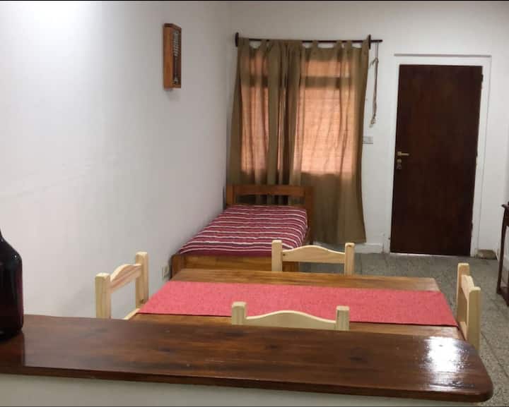 Departamento Céntrico, Una Cuadra Del Rio. Cochera - Viedma