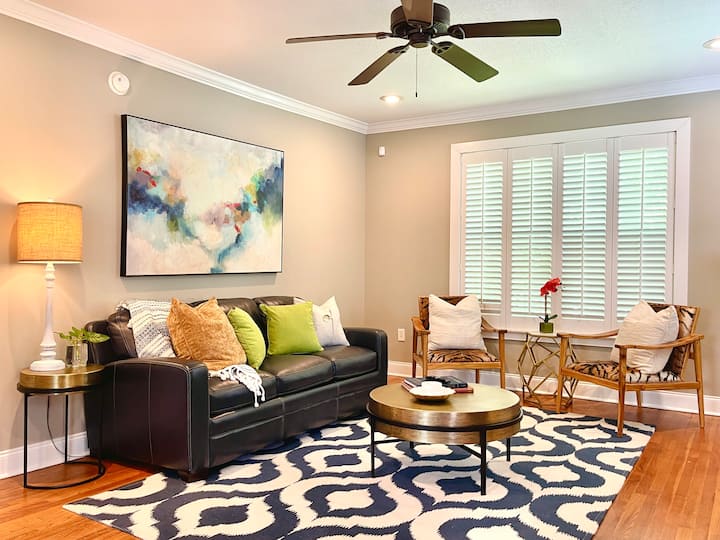 The Sivley 2br Classic Home By Velvet Ditch Villas - Oxford, MS