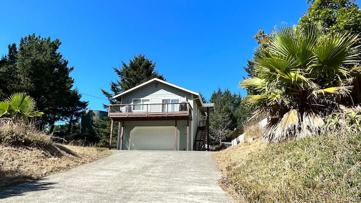 Shelter Cove Retreat - Sinkyone Wilderness State Park, Whitethorn