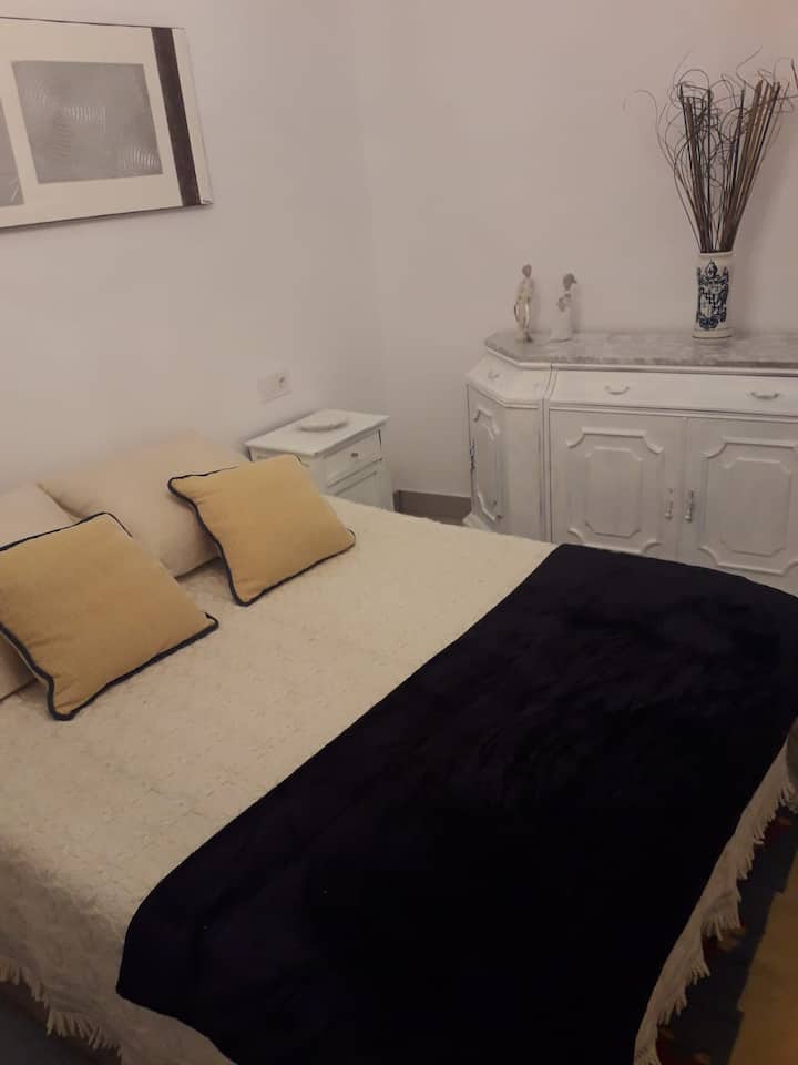 Precioso Apartamento De 4 Habitaciones - Celanova