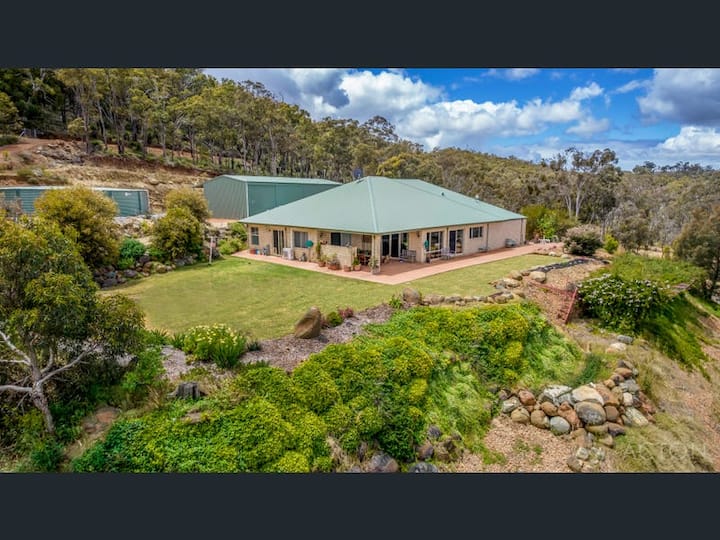 Hilltop Bush Retreat Large Families And Groups - Pinjarra