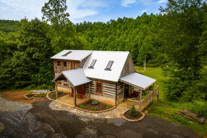 Creekside Cabin,  Just Minutes From Blowing Rock!! - Blowing Rock, NC
