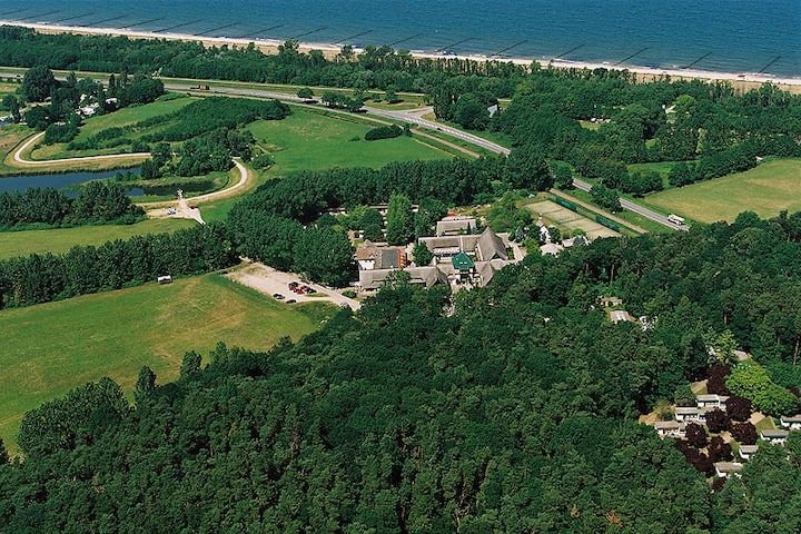 Kleiner Bungalow Zwischen Ostsee Und Achterwasser. - Koserow