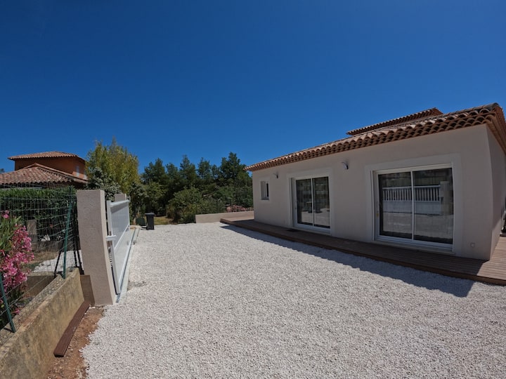 Studio Neuf, Avec Parking, Proche Plage Wifi/clim - Plage de Hyères