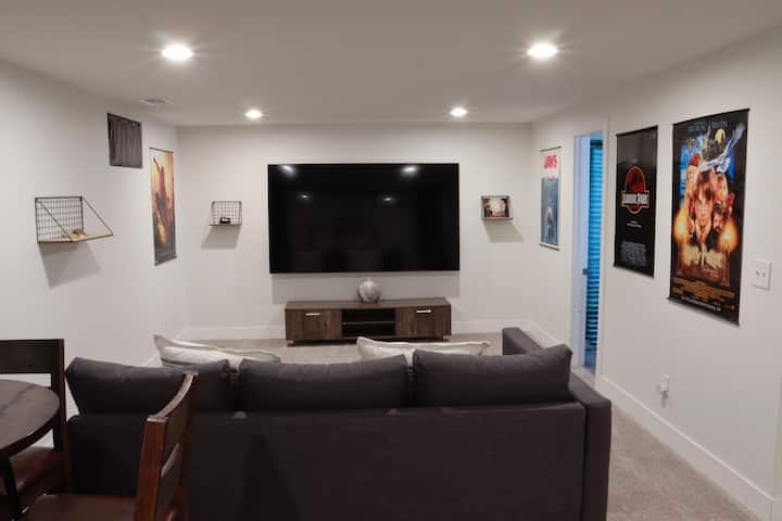 Private Basement Getaway - Lakewood, CO