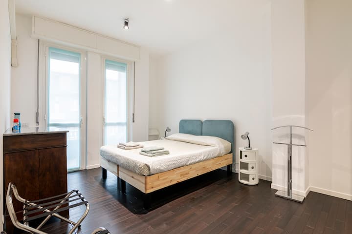 [Milano Città Studi]netflix Suite - Duomo A 15 Min - Milan