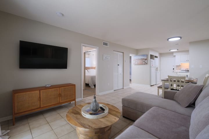 Entire Condo-walk To Beach-1st Fl-pools-tennis - Hilton Head Island, SC