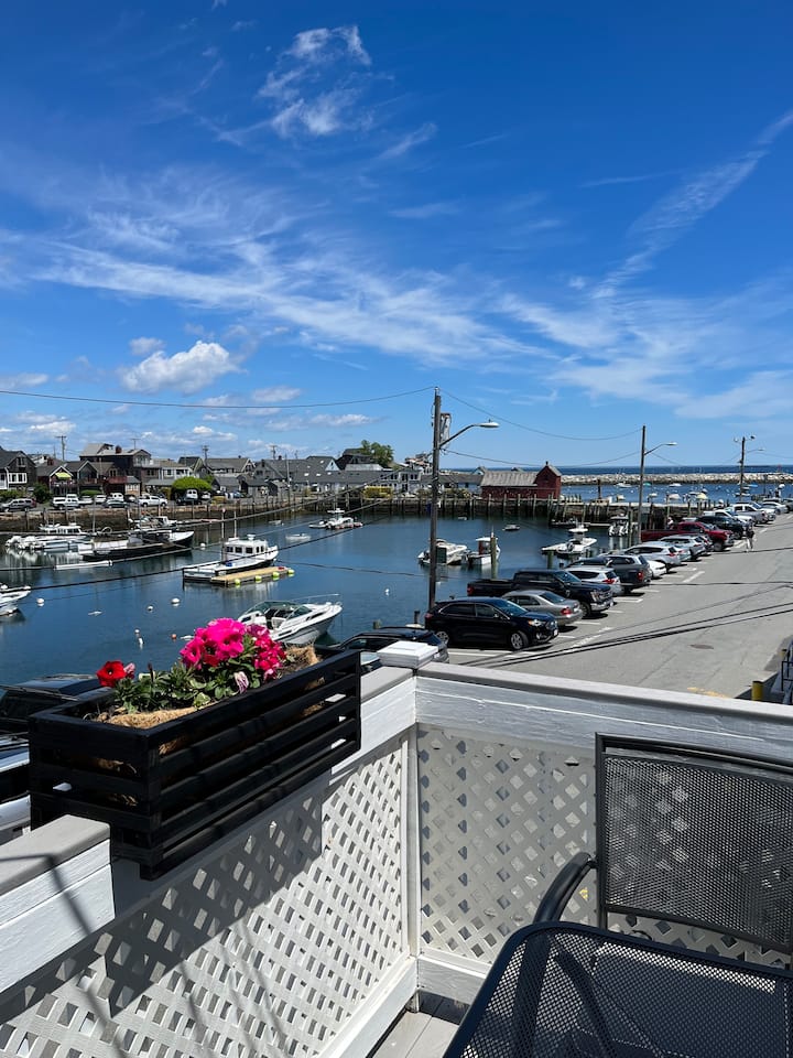 Harborside Oasis | Harbor View | Heart Of Downtown - Penzance Road, MA