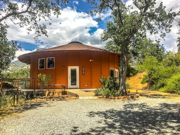 Sequoia Mtn View Yurt ~ Couple's Romantic Retreat - Sequoia National Park