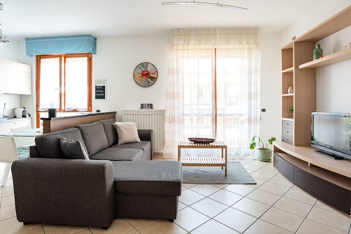 Casti - Appartamento Comasina - Rho