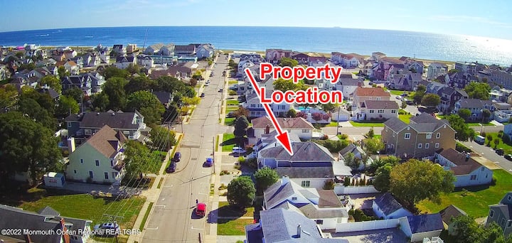 House By The Beach. Two Short Blocks To The Beach. - Point Pleasant Beach, NJ