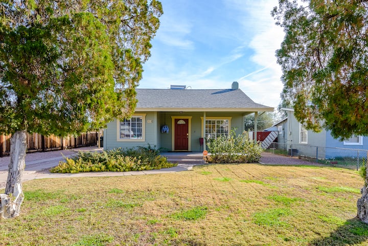 2-bed Phoenix Cottage Near Downtown - Phoenix, AZ