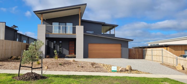 Modern Beach House - Kilcunda