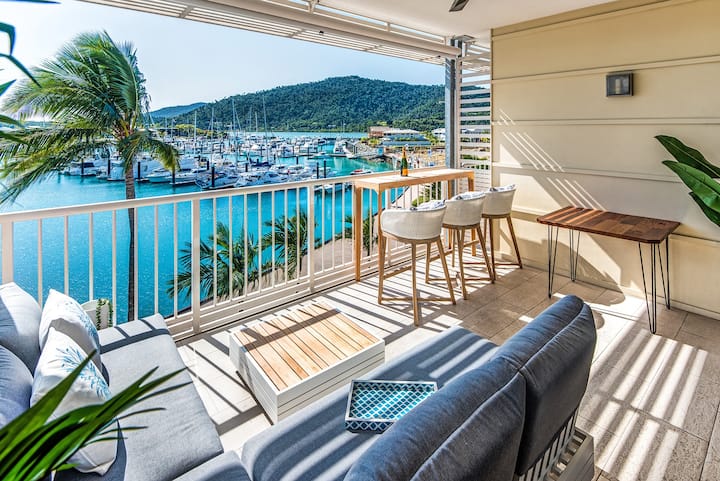 Boathouse Airlie Beach - 3 Bdrm Luxury On The Port - Airlie Beach