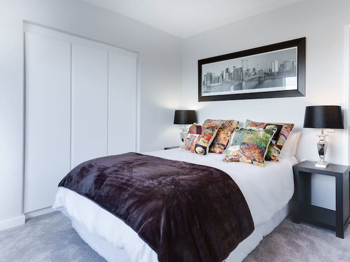 Artsy 1-bedroom+pvt. Bath In Super Trendy Brickell - Miami