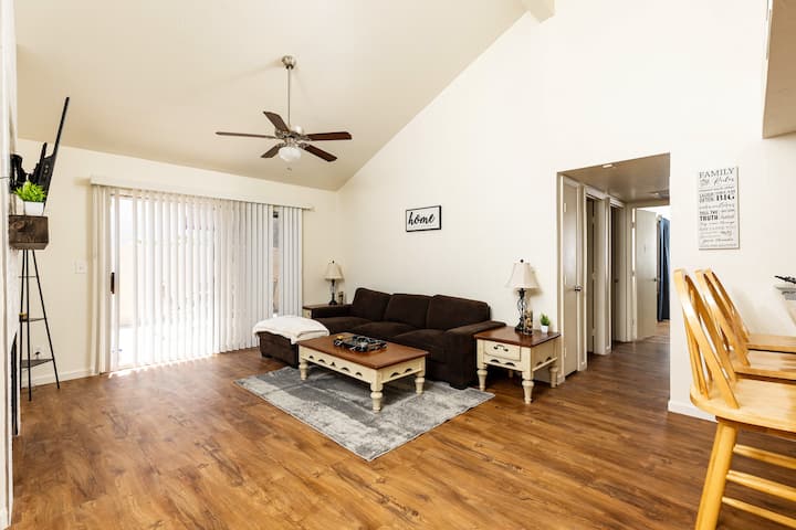 Cozy 2 Bedroom 2 Bathroom Chandler Condo - 챈들러
