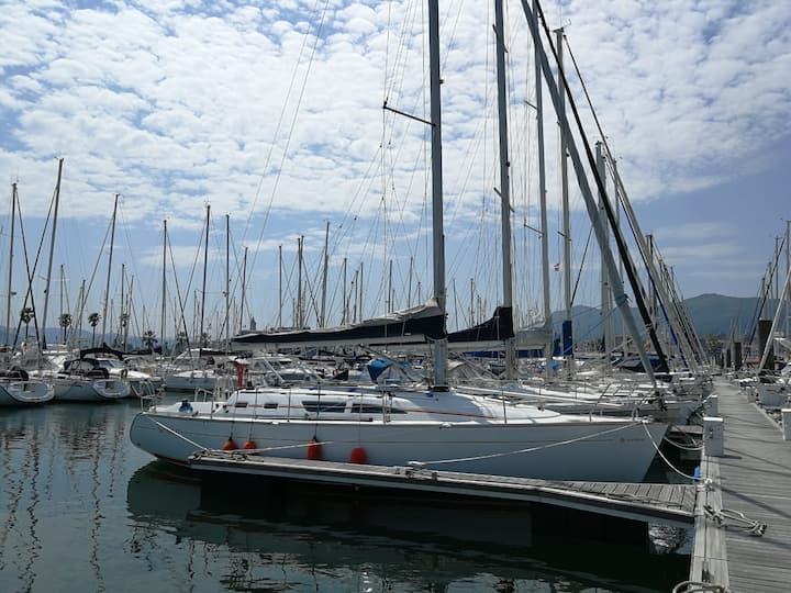 Voilier De 11 M - La Rochelle