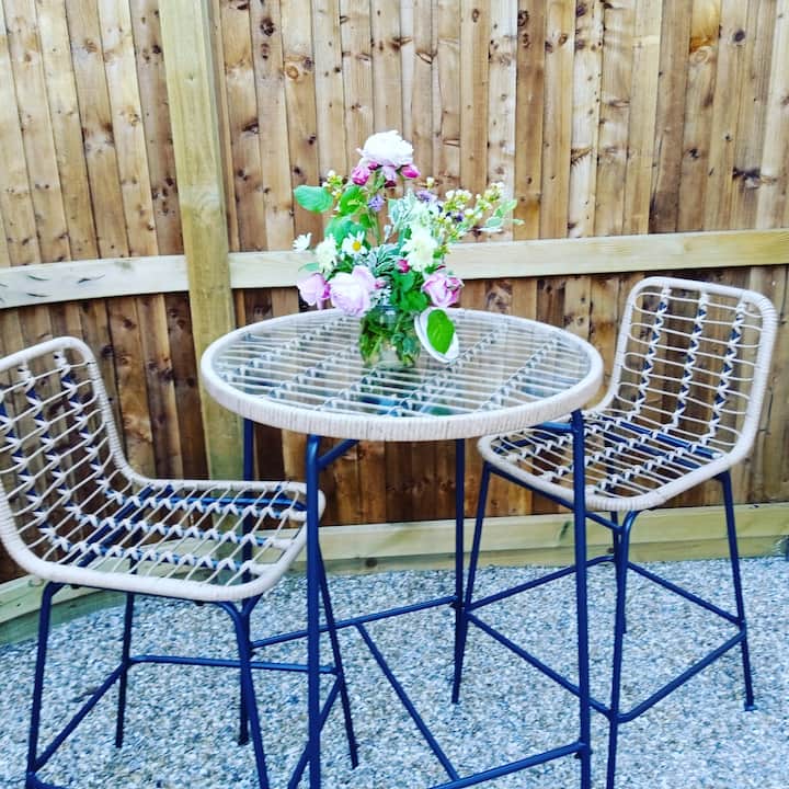 Delightful Peaceful 1 Bed Studio With Parking - Bracklesham Bay