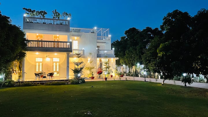 Manesar Holiday Rentals & Homes - Manesar, Gurugram, India | Airbnb