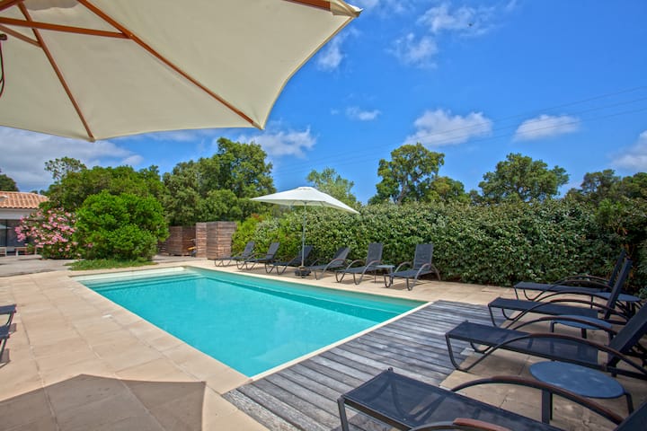 Villa Avec Piscine Chauffée, à 5mn Des Plages - Lecci