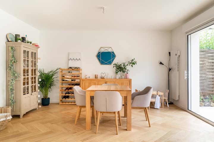 Maison Sur Nantes En Impasse - Sautron