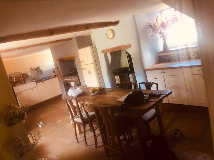 Elegant And Unique Four Bedroom Cottage. - 旺塔奇
