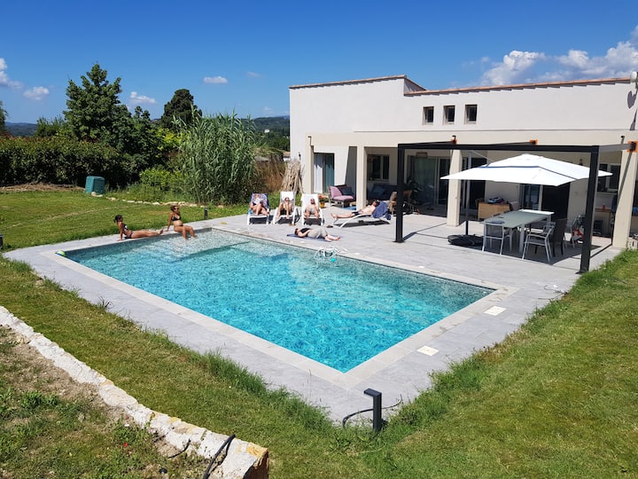 Magnifique Villa Avec Piscine Proche Village - Grasse